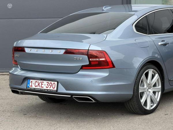Pelēks Volvo S90 2017 Jonava, ar dzinēja tilpumu 1.97 L un nobraukumu 266 tūkst. km par 15250 €, foto 9 vietnē AUTOMOTO.COM.LV