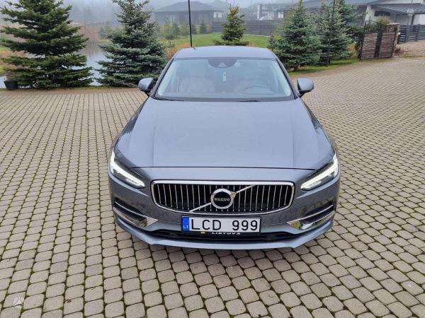 Pelēks Volvo S90 2018 Alīta, ar dzinēja tilpumu 1.97 L un nobraukumu 186 tūkst. km par 22900 €, foto 2 vietnē AUTOMOTO.COM.LV