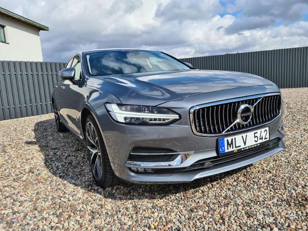 Pelēks Volvo S90 2018 Alīta, ar dzinēja tilpumu 1.97 L un nobraukumu 186 tūkst. km par 22900 €, foto 4 vietnē AUTOMOTO.COM.LV
