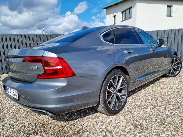 Pelēks Volvo S90 2018 Alīta, ar dzinēja tilpumu 1.97 L un nobraukumu 186 tūkst. km par 22900 €, foto 5 vietnē AUTOMOTO.COM.LV