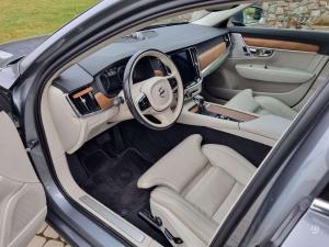 Pelēks Volvo S90 2018 Alīta, ar dzinēja tilpumu 1.97 L un nobraukumu 186 tūkst. km par 21900 €, foto 9 vietnē AUTOMOTO.COM.LV