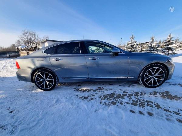Grey Volvo S90 2018 in Alytus, with an engine capacity of 1.97 L and mileage of 186 thousand km for 19900 €, photo 7 on AUTOMOTO.COM.LV