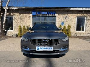 Grey Volvo S90 2018 in Tallinn, with an engine capacity of 2.00 L and mileage of 191 thousand km for 22990 €, photo 12 on AUTOMOTO.COM.LV