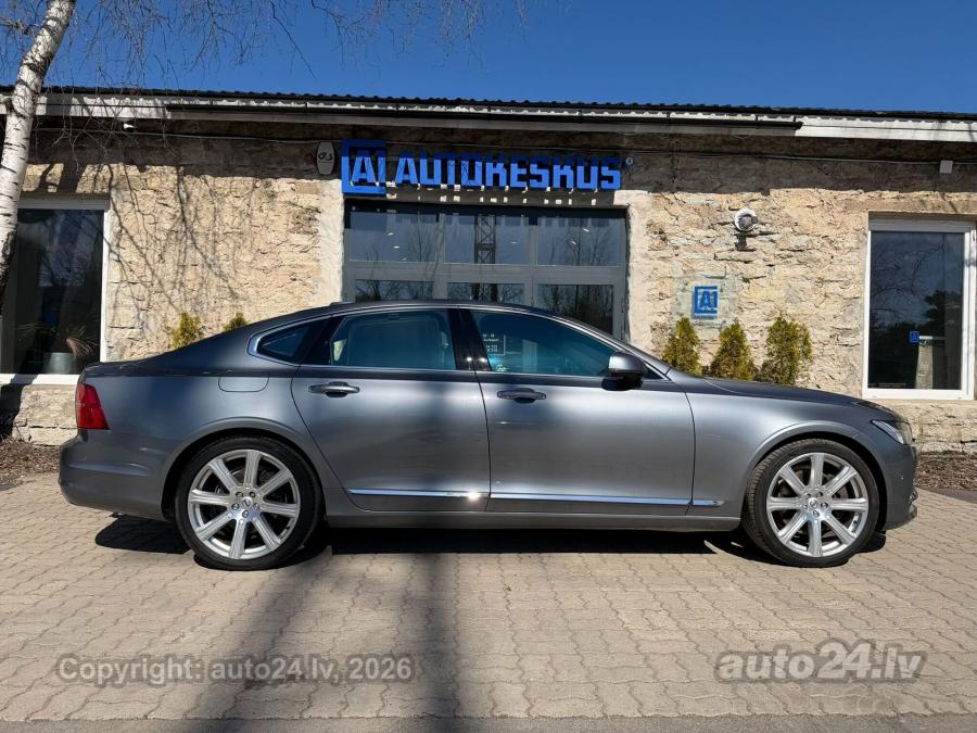 Grey Volvo S90 2018 in Tallinn, with an engine capacity of 2.00 L and mileage of 191 thousand km for 22990 €, photo 16 on AUTOMOTO.COM.LV