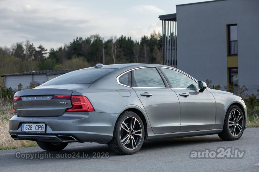 Grey Volvo S90 2018 in Tallinn, with an engine capacity of 2.00 L and mileage of 252 thousand km for 19300 €, photo 5 on AUTOMOTO.COM.LV