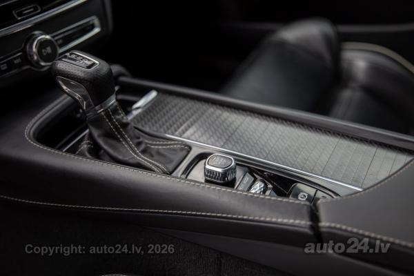 Pelēks Volvo S90 2018 Tallina, ar dzinēja tilpumu 2.00 L un nobraukumu 252 tūkst. km par 19300 €, foto 8 vietnē AUTOMOTO.COM.LV