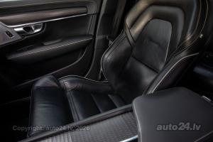 Grey Volvo S90 2018 in Tallinn, with an engine capacity of 2.00 L and mileage of 252 thousand km for 19300 €, photo 24 on AUTOMOTO.COM.LV