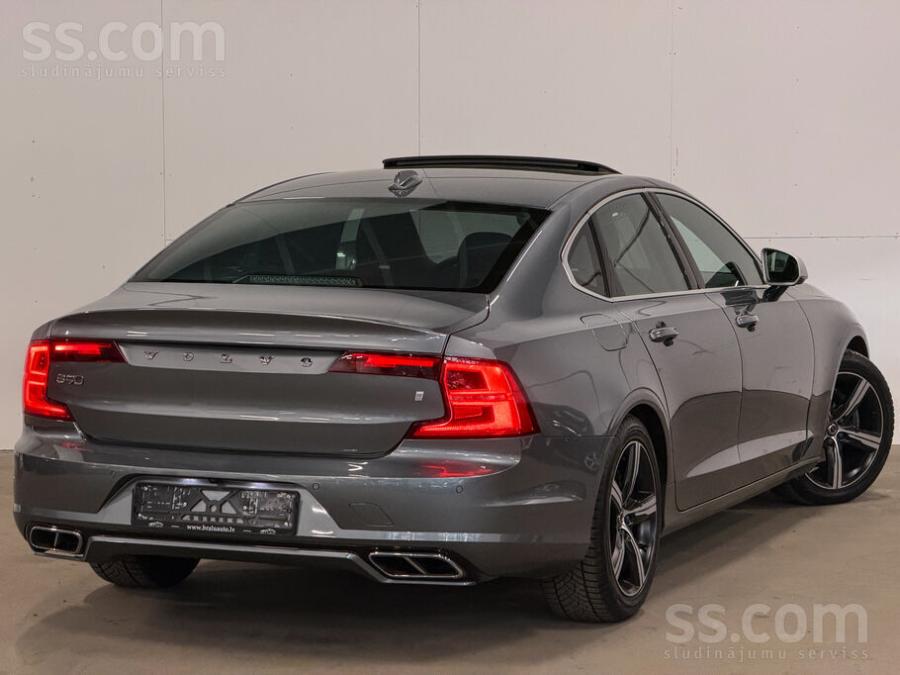 Grey Volvo S90 2018 in Jurmala, with an engine capacity of 2.00 L and mileage of 231 thousand km for 17995 €, photo 12 on AUTOMOTO.COM.LV