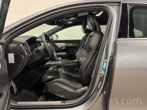 Grey Volvo S90 2018 in Jurmala, with an engine capacity of 2.00 L and mileage of 231 thousand km for 17995 €, photo 17 on AUTOMOTO.COM.LV