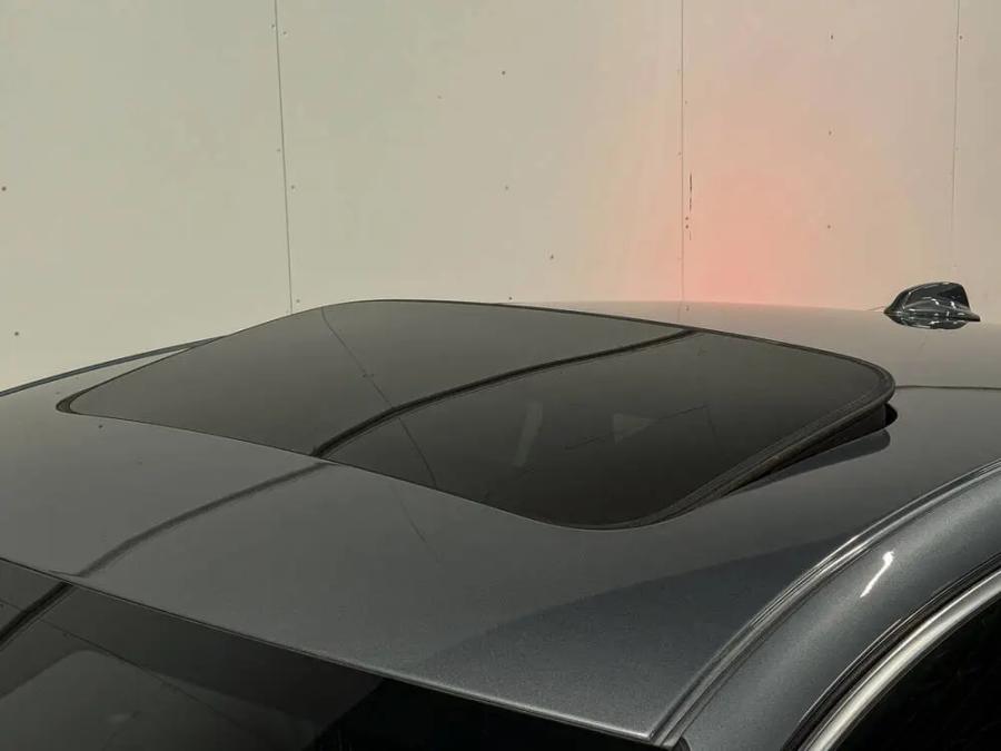 Grey Volvo S90 2018 in Jurmala, with an engine capacity of 2.00 L and mileage of 231 thousand km for 17995 €, photo 11 on AUTOMOTO.COM.LV
