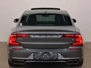 Grey Volvo S90 2018 in Jurmala, with an engine capacity of 2.00 L and mileage of 231 thousand km for 17995 €, photo 23 on AUTOMOTO.COM.LV