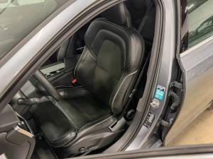 Grey Volvo S90 2018 in Jurmala, with an engine capacity of 2.00 L and mileage of 231 thousand km for 17995 €, photo 28 on AUTOMOTO.COM.LV