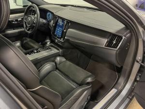Grey Volvo S90 2018 in Jurmala, with an engine capacity of 2.00 L and mileage of 231 thousand km for 17995 €, photo 31 on AUTOMOTO.COM.LV