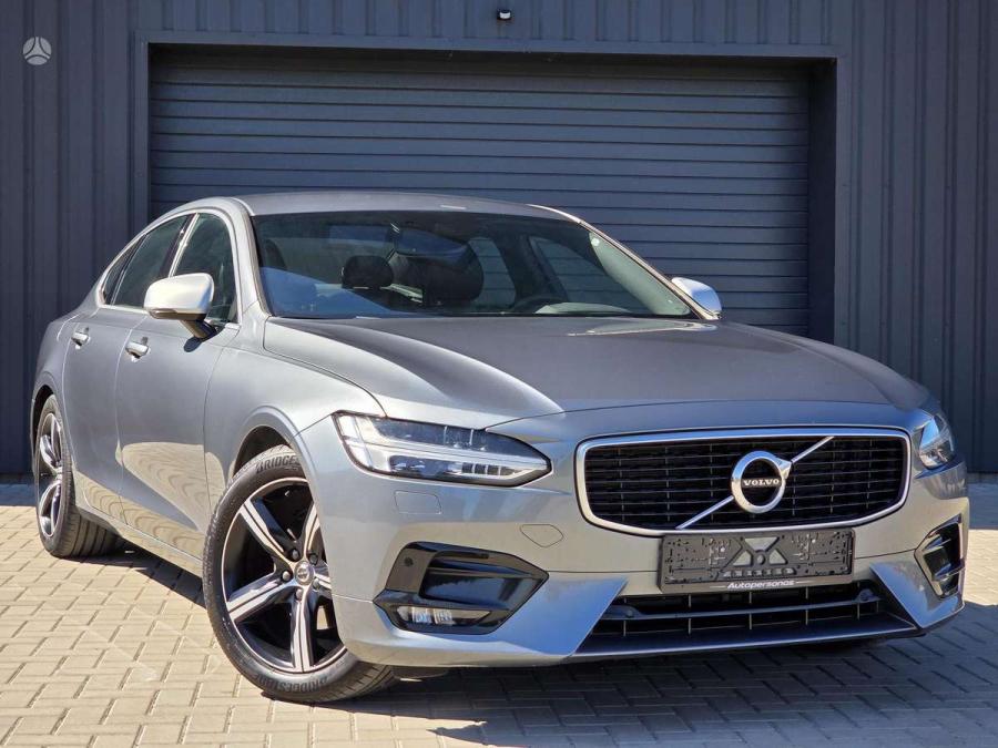 Grey Volvo S90 2018 in Kaunas, with an engine capacity of 2.00 L and mileage of 269 thousand km for 15750 €, photo 1 on AUTOMOTO.COM.LV