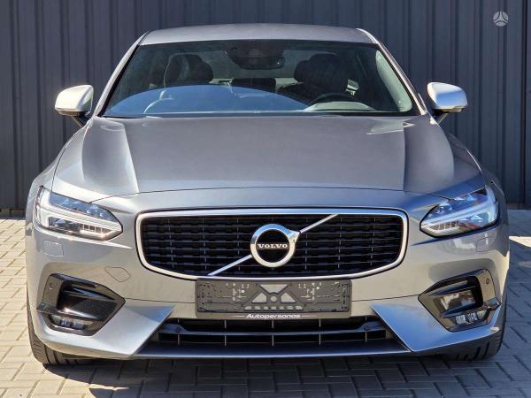 Grey Volvo S90 2018 in Kaunas, with an engine capacity of 2.00 L and mileage of 269 thousand km for 15750 €, photo 3 on AUTOMOTO.COM.LV