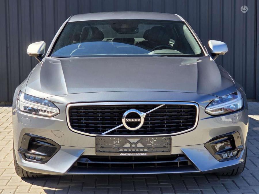 Grey Volvo S90 2018 in Kaunas, with an engine capacity of 2.00 L and mileage of 269 thousand km for 15750 €, photo 4 on AUTOMOTO.COM.LV