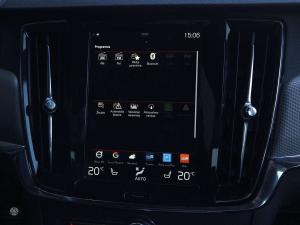 Grey Volvo S90 2018 in Kaunas, with an engine capacity of 2.00 L and mileage of 269 thousand km for 15750 €, photo 22 on AUTOMOTO.COM.LV