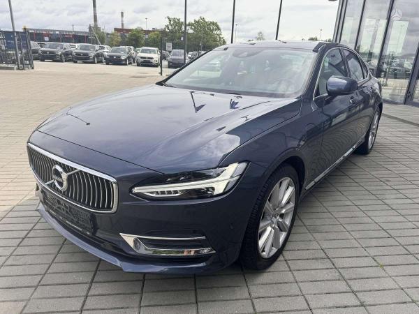 Pelēks Volvo S90 2018 Kauņa, ar dzinēja tilpumu 1.97 L un nobraukumu 207 tūkst. km par 17900 €, foto 1 vietnē AUTOMOTO.COM.LV