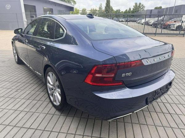 Pelēks Volvo S90 2018 Kauņa, ar dzinēja tilpumu 1.97 L un nobraukumu 207 tūkst. km par 17900 €, foto 5 vietnē AUTOMOTO.COM.LV