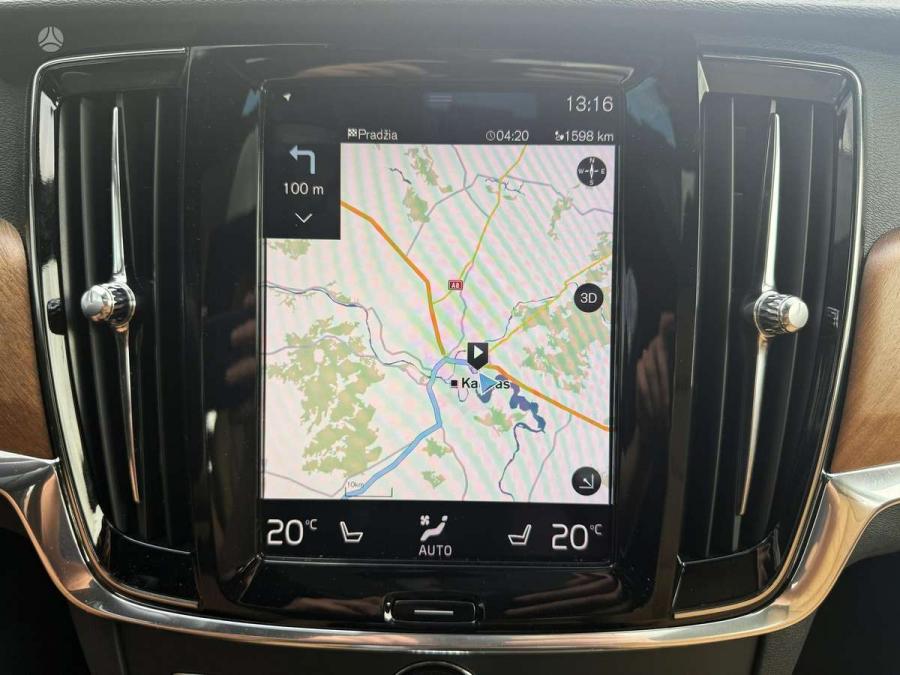 Grey Volvo S90 2018 in Kaunas, with an engine capacity of 1.97 L and mileage of 207 thousand km for 17900 €, photo 18 on AUTOMOTO.COM.LV