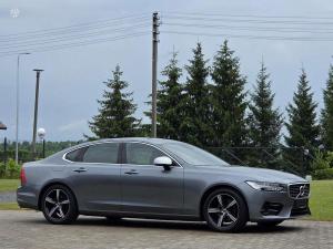 Grey Volvo S90 2018 in Kaunas, with an engine capacity of 2.00 L and mileage of 269 thousand km for 15450 €, photo 6 on AUTOMOTO.COM.LV