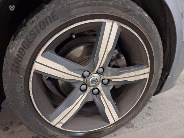 Pelēks Volvo S90 2018 Viļņa, ar dzinēja tilpumu 1.97 L un nobraukumu 300 tūkst. km par 10200 €, foto 7 vietnē AUTOMOTO.COM.LV