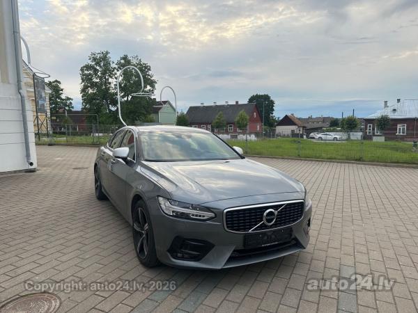 Pelēks Volvo S90 2018 Veru, ar dzinēja tilpumu 2.00 L un nobraukumu 268 tūkst. km par 19000 €, foto 2 vietnē AUTOMOTO.COM.LV