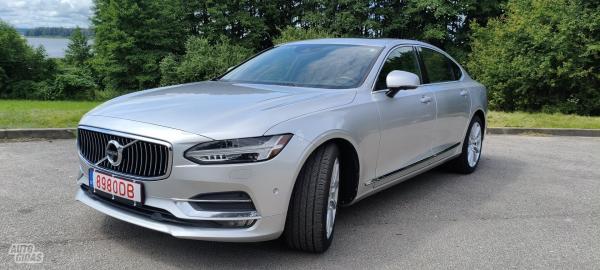 Grey Volvo S90 2018 in Elektrenai, with an engine capacity of 2.00 L and mileage of 172 thousand km for 19000 €, photo 2 on AUTOMOTO.COM.LV