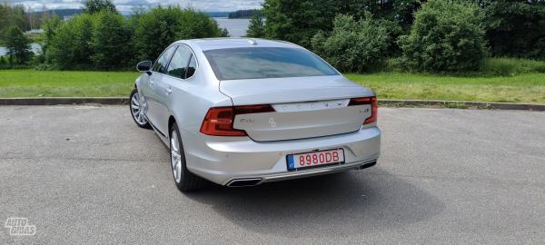 Grey Volvo S90 2018 in Elektrenai, with an engine capacity of 2.00 L and mileage of 172 thousand km for 19000 €, photo 6 on AUTOMOTO.COM.LV