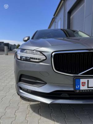 Pelēks Volvo S90 2018 Klaipėda, ar dzinēja tilpumu 1.97 L un nobraukumu 130 tūkst. km par 17000 €, foto 4 vietnē AUTOMOTO.COM.LV