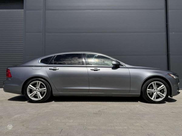 Pelēks Volvo S90 2018 Klaipėda, ar dzinēja tilpumu 1.97 L un nobraukumu 130 tūkst. km par 17000 €, foto 6 vietnē AUTOMOTO.COM.LV