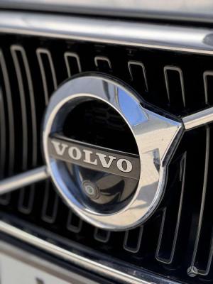 Pelēks Volvo S90 2018 Klaipėda, ar dzinēja tilpumu 1.97 L un nobraukumu 130 tūkst. km par 17000 €, foto 18 vietnē AUTOMOTO.COM.LV