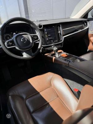 Pelēks Volvo S90 2018 Klaipėda, ar dzinēja tilpumu 1.97 L un nobraukumu 130 tūkst. km par 17000 €, foto 21 vietnē AUTOMOTO.COM.LV