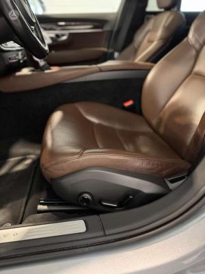 Pelēks Volvo S90 2018 Klaipėda, ar dzinēja tilpumu 1.97 L un nobraukumu 130 tūkst. km par 17000 €, foto 25 vietnē AUTOMOTO.COM.LV