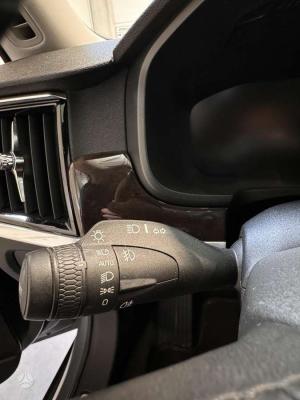 Pelēks Volvo S90 2018 Klaipėda, ar dzinēja tilpumu 1.97 L un nobraukumu 130 tūkst. km par 17000 €, foto 38 vietnē AUTOMOTO.COM.LV