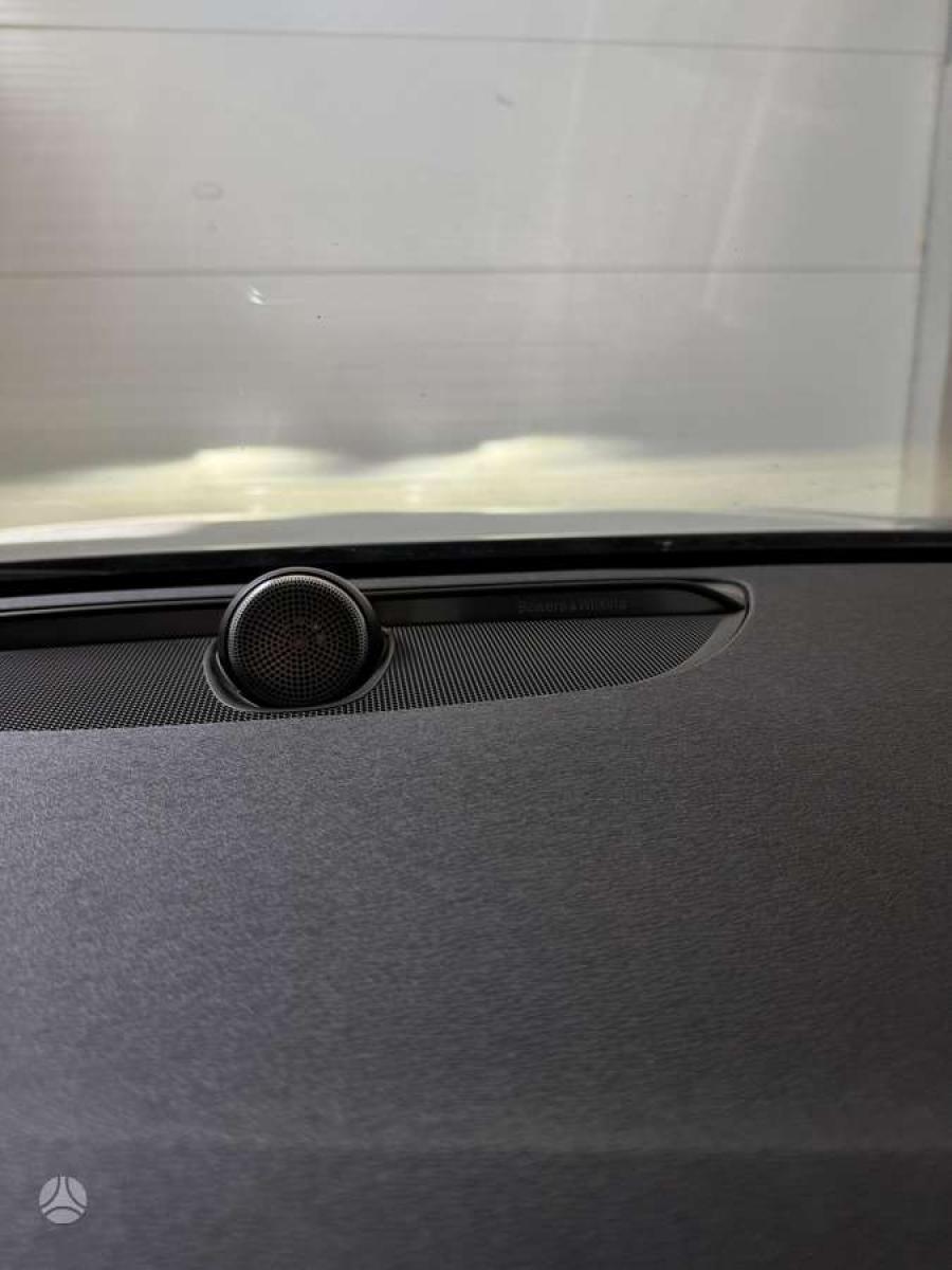 Pelēks Volvo S90 2018 Klaipėda, ar dzinēja tilpumu 1.97 L un nobraukumu 130 tūkst. km par 17000 €, foto 49 vietnē AUTOMOTO.COM.LV