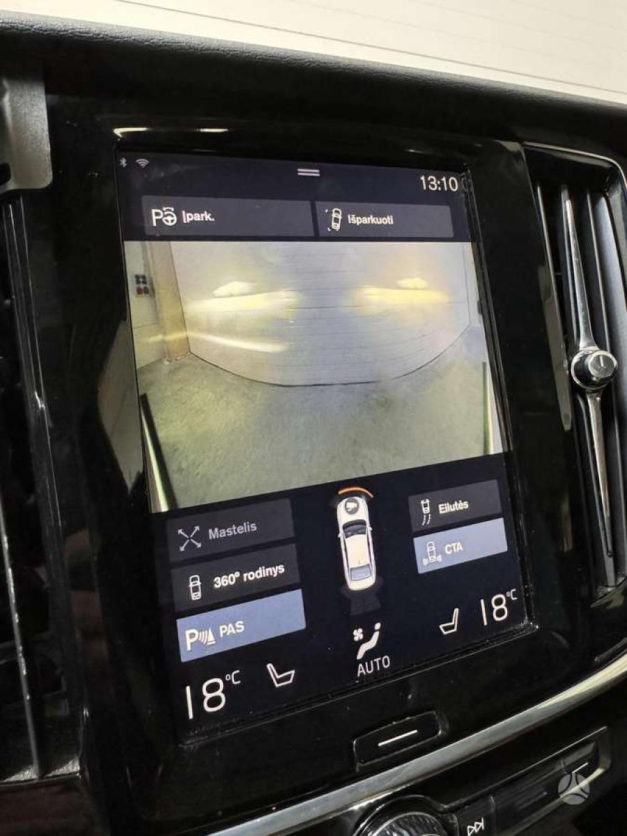 Pelēks Volvo S90 2018 Klaipėda, ar dzinēja tilpumu 1.97 L un nobraukumu 130 tūkst. km par 17000 €, foto 51 vietnē AUTOMOTO.COM.LV