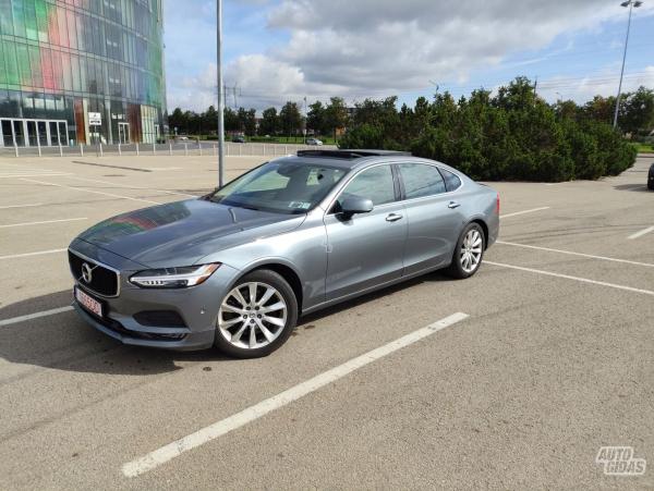 Grey Volvo S90 2018 in Siauliai, with an engine capacity of 2.00 L and mileage of 250 thousand km for 13800 €, photo 3 on AUTOMOTO.COM.LV