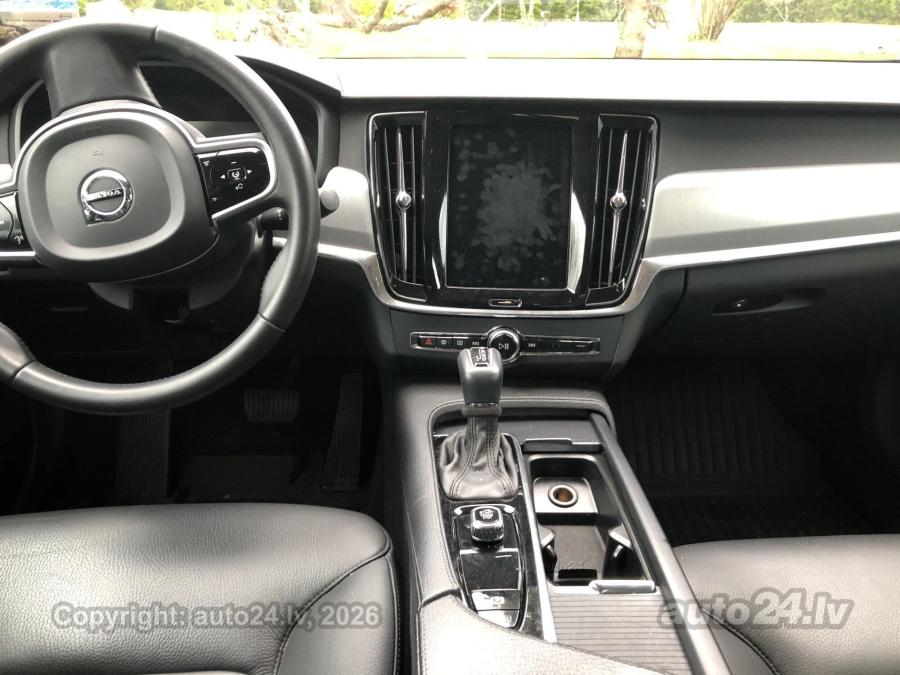 Pelēks Volvo S90 2018 Viljandi, ar dzinēja tilpumu 2.00 L un nobraukumu 131 tūkst. km par 26700 €, foto 5 vietnē AUTOMOTO.COM.LV