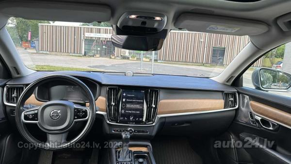Pelēks Volvo S90 2018 Tallina, ar dzinēja tilpumu 2.00 L un nobraukumu 218 tūkst. km par 26000 €, foto 4 vietnē AUTOMOTO.COM.LV