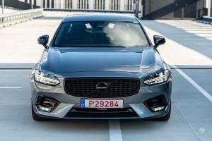 Pelēks Volvo S90 2018 Viļņa, ar dzinēja tilpumu 1.97 L un nobraukumu 301 tūkst. km par 13300 €, foto  vietnē AUTOMOTO.COM.LV