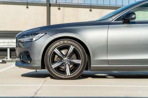 Pelēks Volvo S90 2018 Viļņa, ar dzinēja tilpumu 1.97 L un nobraukumu 301 tūkst. km par 13300 €, foto 17 vietnē AUTOMOTO.COM.LV