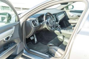 Pelēks Volvo S90 2018 Viļņa, ar dzinēja tilpumu 1.97 L un nobraukumu 301 tūkst. km par 13300 €, foto 29 vietnē AUTOMOTO.COM.LV