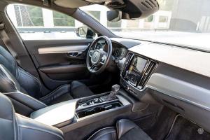 Pelēks Volvo S90 2018 Viļņa, ar dzinēja tilpumu 1.97 L un nobraukumu 301 tūkst. km par 13300 €, foto 37 vietnē AUTOMOTO.COM.LV