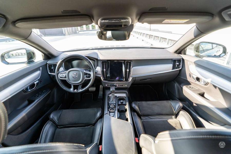 Pelēks Volvo S90 2018 Viļņa, ar dzinēja tilpumu 1.97 L un nobraukumu 301 tūkst. km par 13300 €, foto 38 vietnē AUTOMOTO.COM.LV