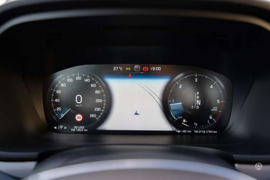 Pelēks Volvo S90 2018 Viļņa, ar dzinēja tilpumu 1.97 L un nobraukumu 301 tūkst. km par 13300 €, foto 44 vietnē AUTOMOTO.COM.LV