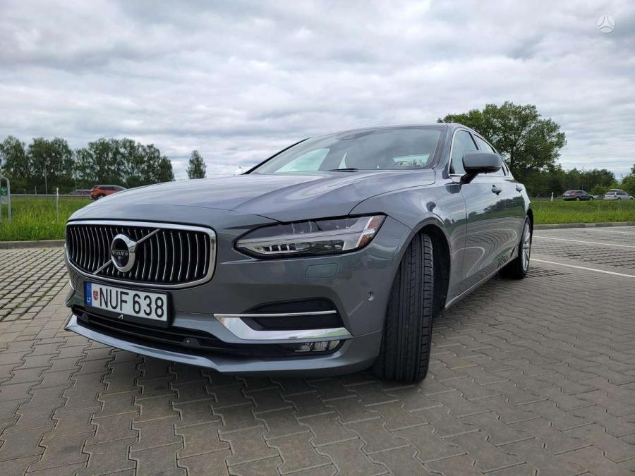 Pelēks Volvo S90 2018 Viļņa, ar dzinēja tilpumu 1.97 L un nobraukumu 162 tūkst. km par 18500 €, foto 1 vietnē AUTOMOTO.COM.LV