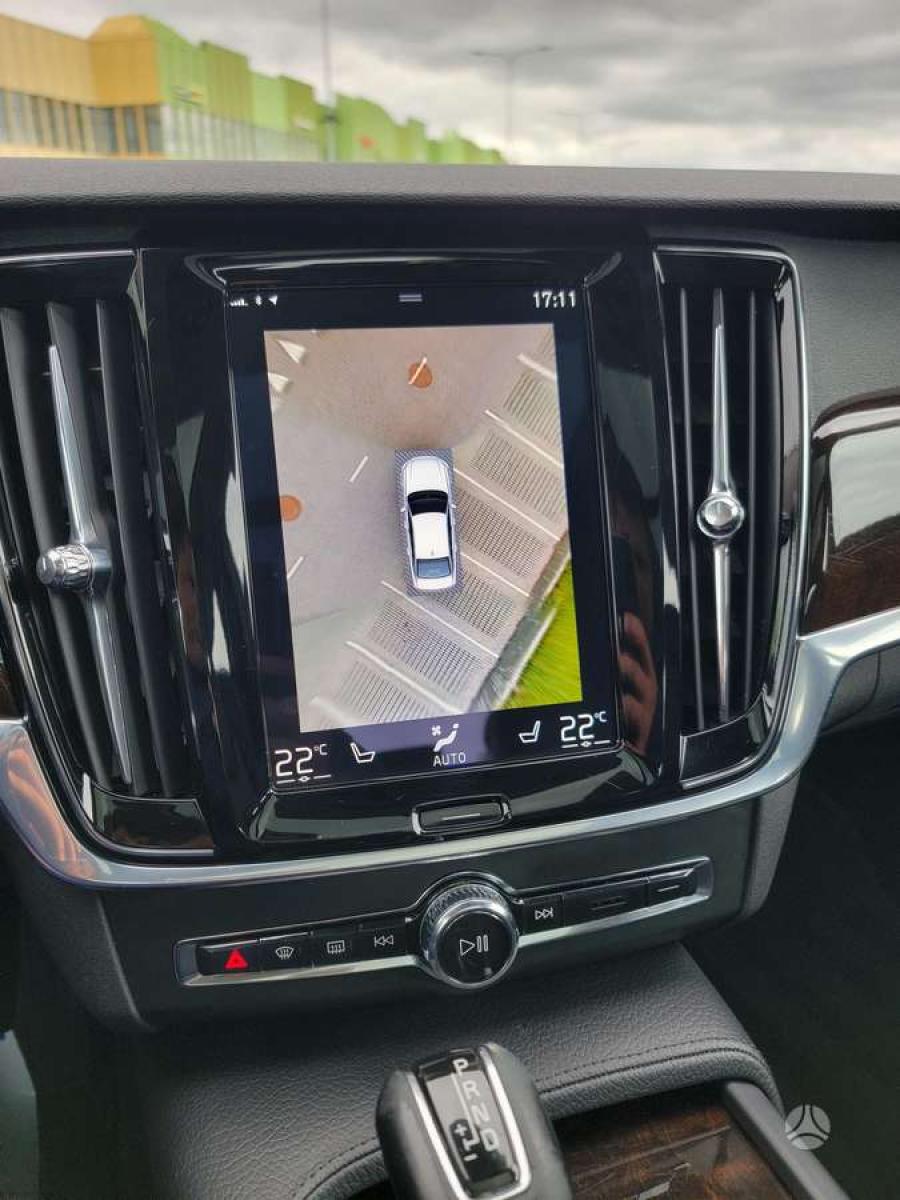 Pelēks Volvo S90 2018 Viļņa, ar dzinēja tilpumu 1.97 L un nobraukumu 162 tūkst. km par 18500 €, foto 15 vietnē AUTOMOTO.COM.LV