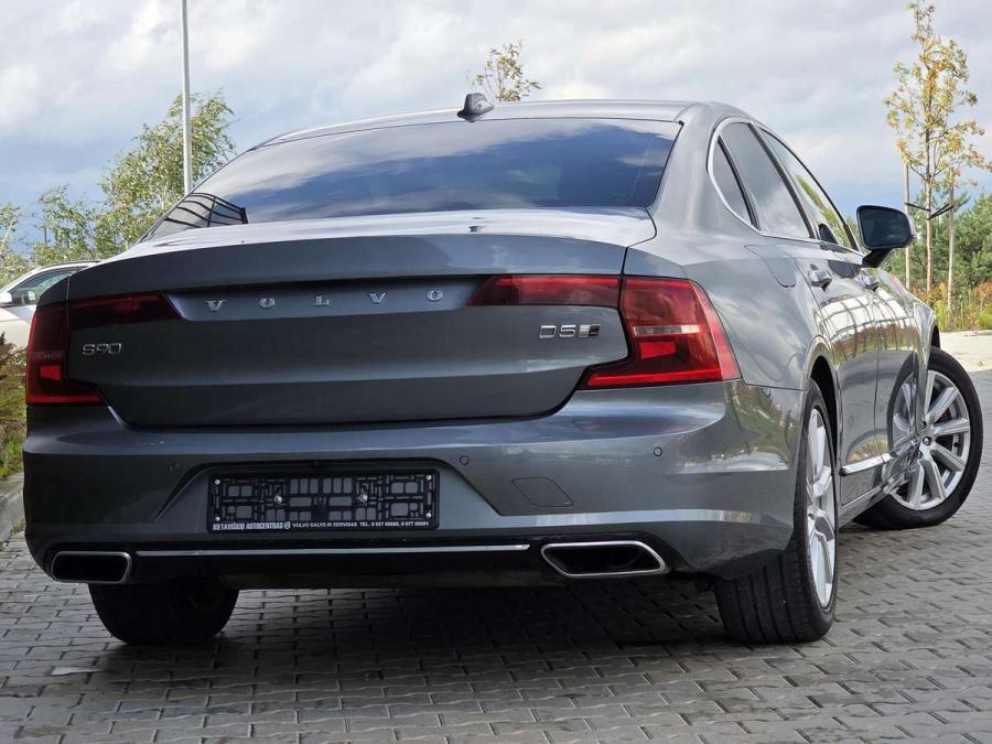 Pelēks Volvo S90 2018 Viļņa, ar dzinēja tilpumu 1.97 L un nobraukumu 164 tūkst. km par 19980 €, foto 7 vietnē AUTOMOTO.COM.LV