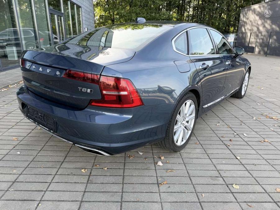 Pelēks Volvo S90 2018 Kauņa, ar dzinēja tilpumu 1.97 L un nobraukumu 207 tūkst. km par 17900 €, foto 5 vietnē AUTOMOTO.COM.LV